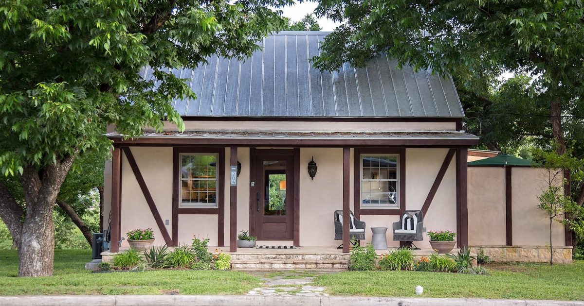 La Puerta Rústica | Visita Fredericksburg